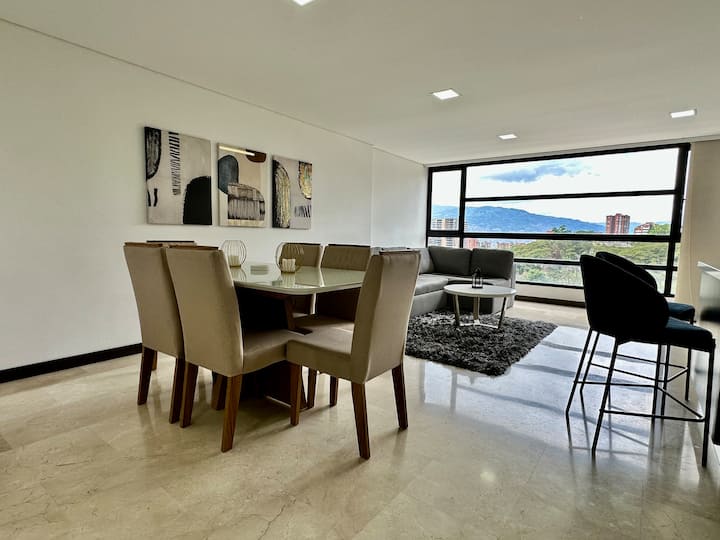 302 Espacio Top, Ubicación Increíble En El Poblado - Medellín