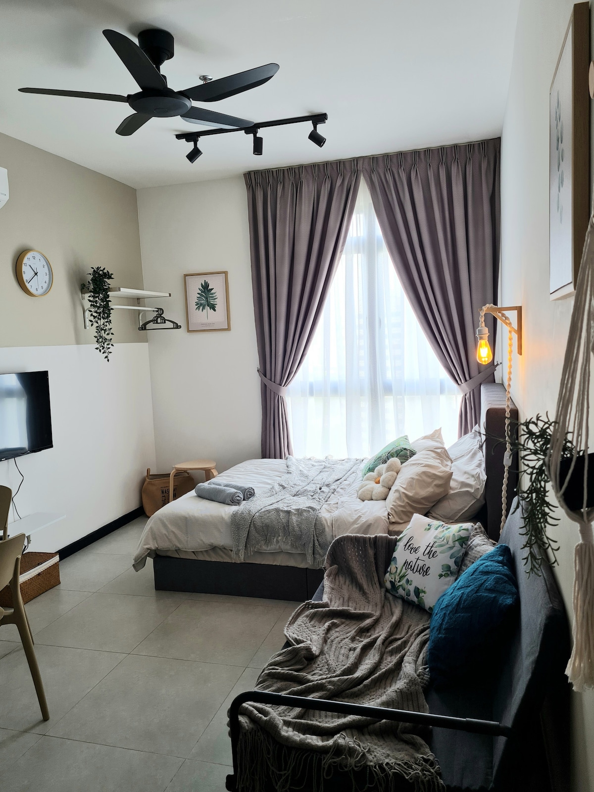 Cozy 2R2B near Gleneagles @ Embassy Row KLCC - Condominiums for Rent in ...