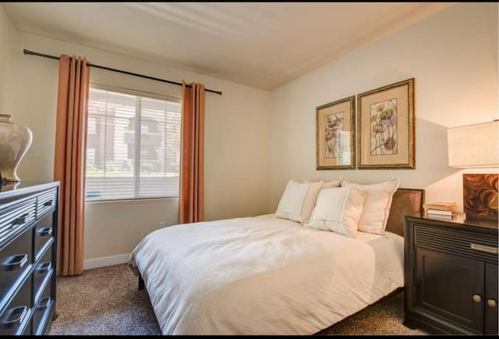 Irvine Vacation Rentals | Apartments and More | Airbnb