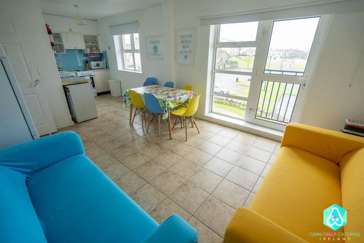 Beautiful Sea View Apartment Bundoran Central - Bundoran