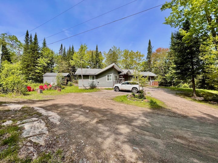 Tippys Cottage On Burnt River - Kawartha Lakes