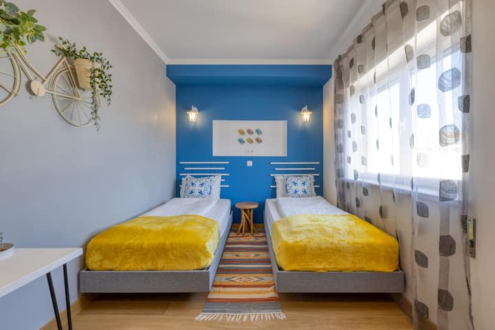 Pillows 5 - Chambre Quadruple & Petit-déjeuner - 佩尼謝