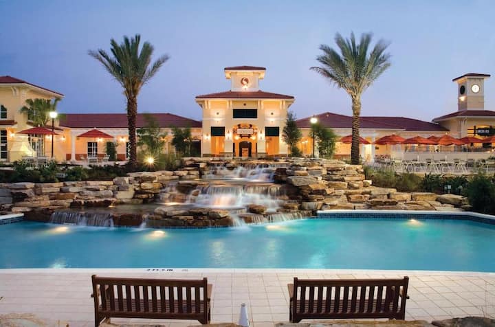 2 Bdrm Villa 1 Kng 2 Qn Bed  Resort Near Disney - Kissimmee