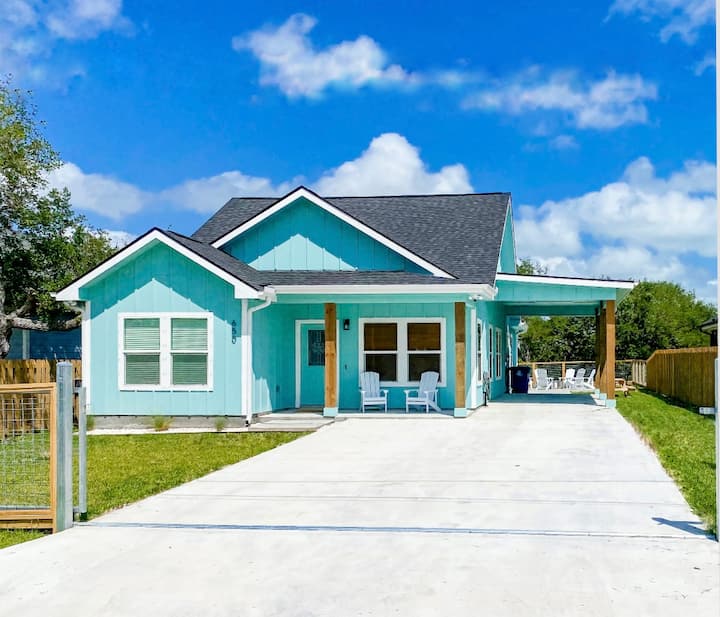 New 3br/2b Home W/ Fenced Yard - Dog & Ev Friendly - Rockport, TX