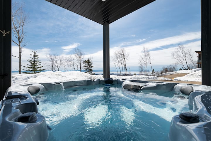 Solstice 203 : Luxe Panoramique & Détente Au Spa - Charlevoix Regional County Municipality