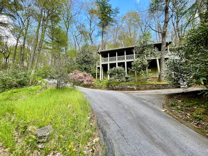 Cashiers Cottage - 5 Min To Downtown, Dogs Ok! - Sapphire, NC