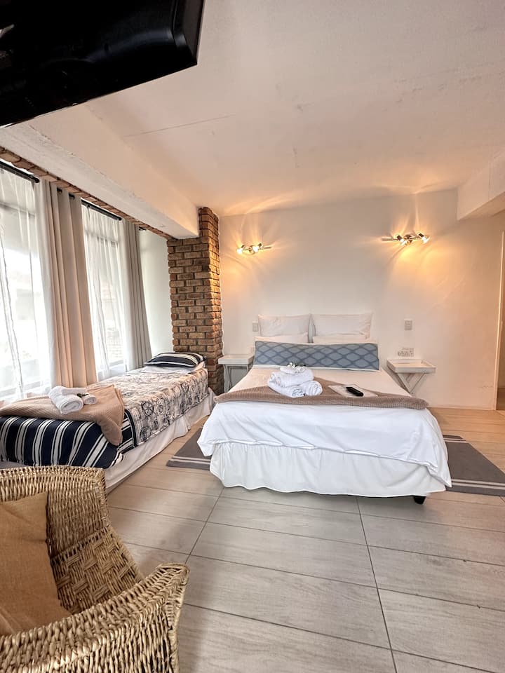 Ground Floor Two Bedroom 6 Sleeper Unit - Langebaan