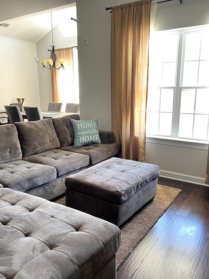 Amazing 2 Bdrm Townhome W/ Pool South Charlotte - Ballantyne - Charlotte