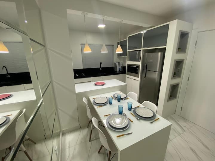 Apto No Coração De Balneário Camboriú! 650mt Praia - Balneário Camboriú