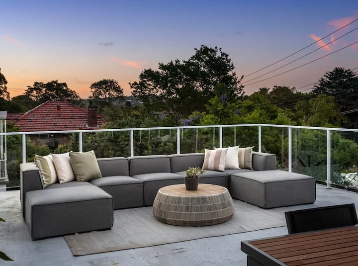 3 Bedroom - 2 Bath - Stylish Apartment - Manly