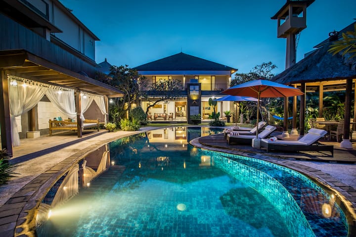 5bdr Private Villa Near Seminyak - Bali