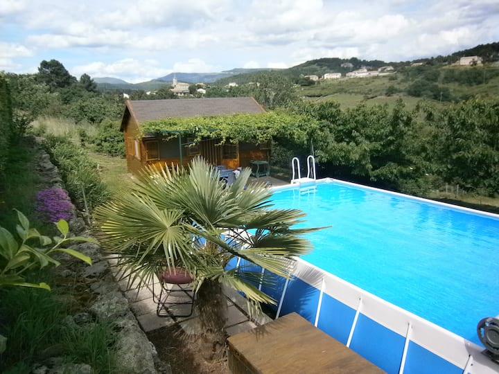 Chalet En Bois Avec Piscine Privative - Ardèche