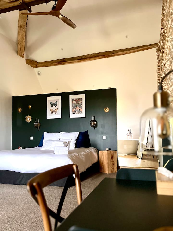 Chambre D'hôtes De Charme, Chambre Mont Roland - Dole