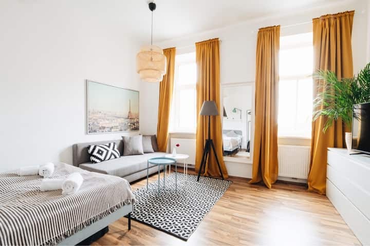 Central Apartment Near Donau - Vienna