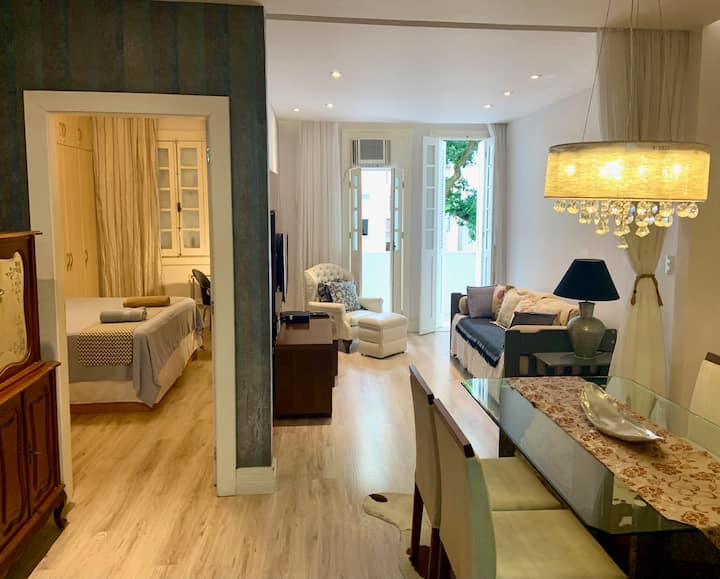 Apartamento Aconchegante Com Sacada - Copacabana