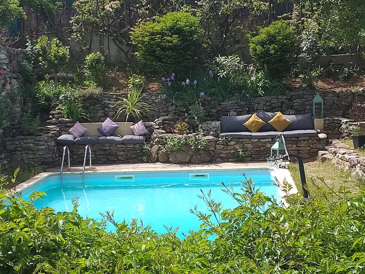 Gite Avec Piscine, Terrasse Et Jardin  Privés - Pierrelatte