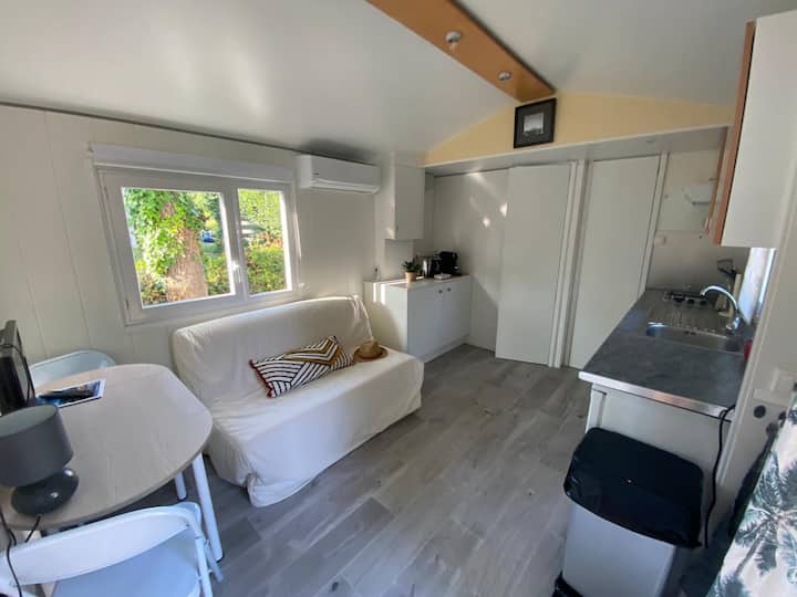 Mooi Vakantiehuis Met Grote Tuin Op Luxe Camping - Villeneuve-Loubet
