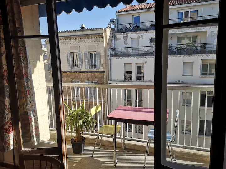 Beau T3 Très Lumineux Avec Grand Balcon - Marseille