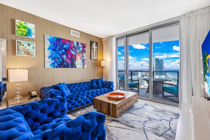 ★★★★★2bd Oceanfront Resort 2206. Next To The Beach - Hallandale Beach, FL