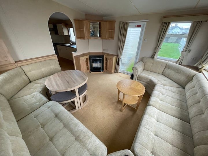 6 Berth Static Caravan In The Heart Of Towyn - Abergele