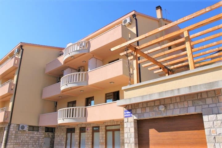 Triple Room Villa Krivokapic Budva - City View No3 - Budva