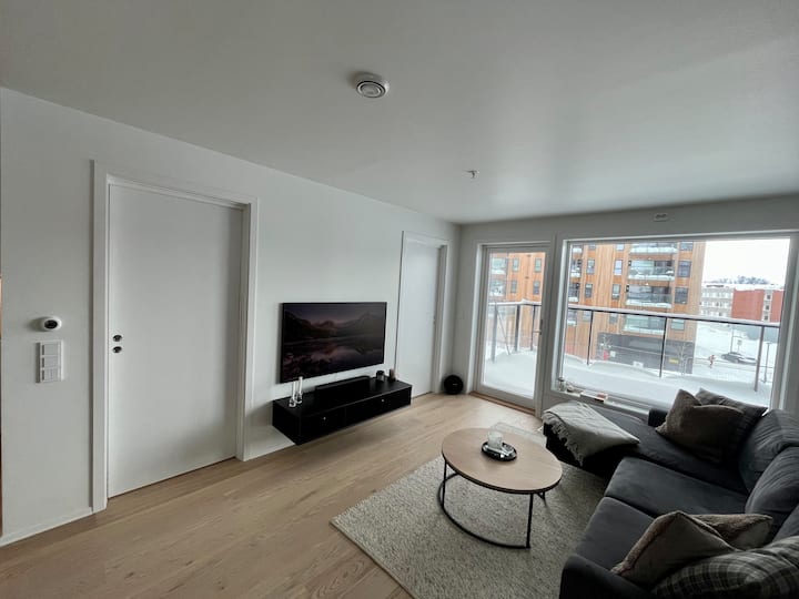 Sentral Og Moderne Leilighet - Tromsø