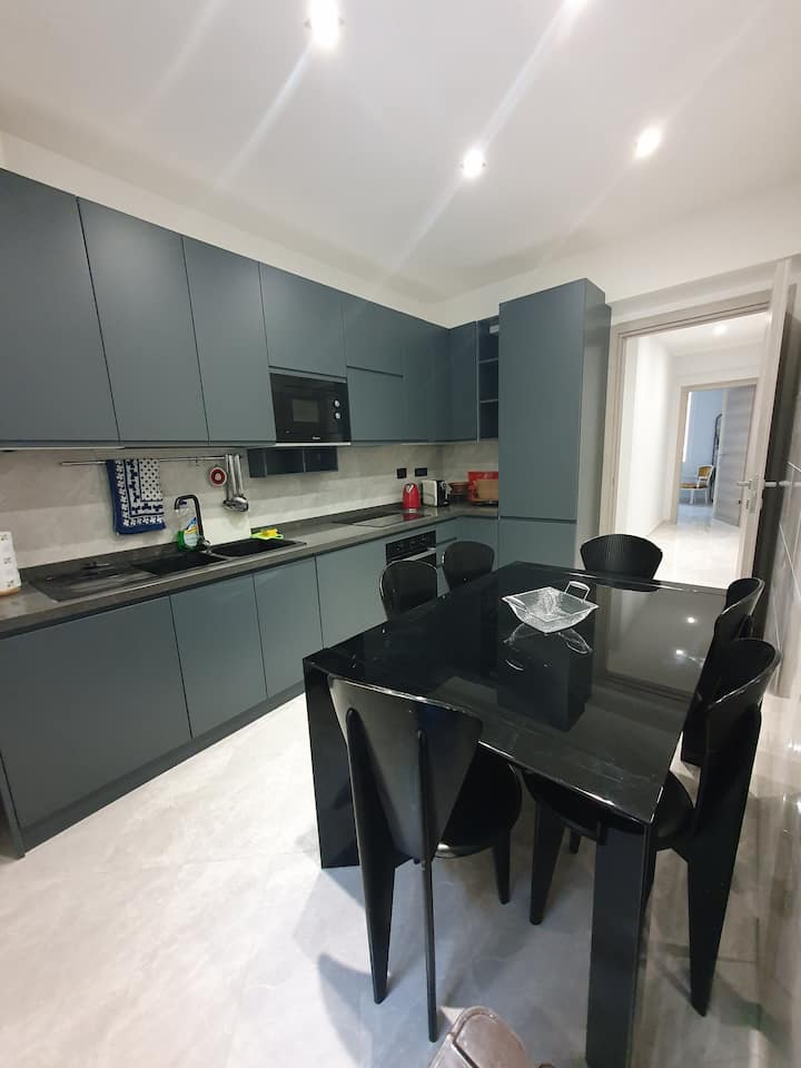San Remo Center 6/7 Beds Behind The Beaches - Sanremo