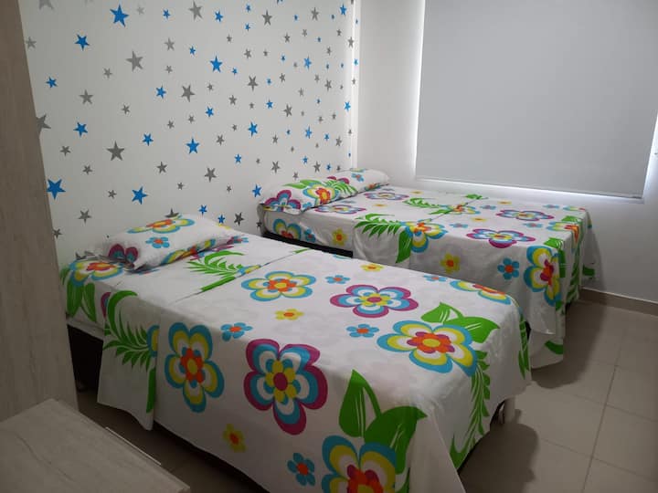 Cómodo Y Lindo Apto En La Zona Más Exclusiva. - Flandes