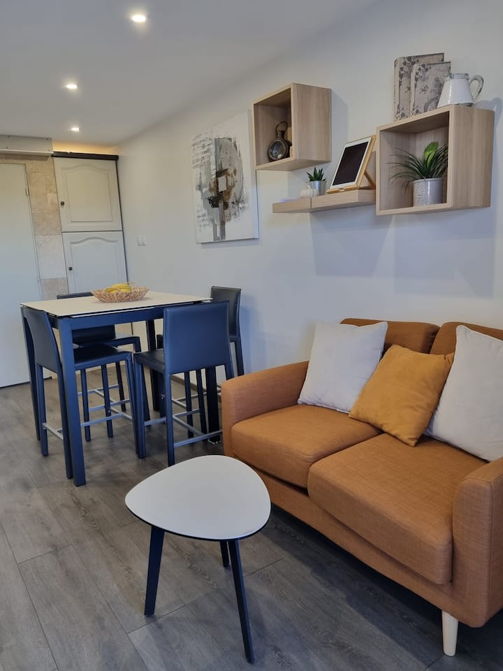 Logement   St Etienne De Fontbellon   Avec Piscine - Aubenas