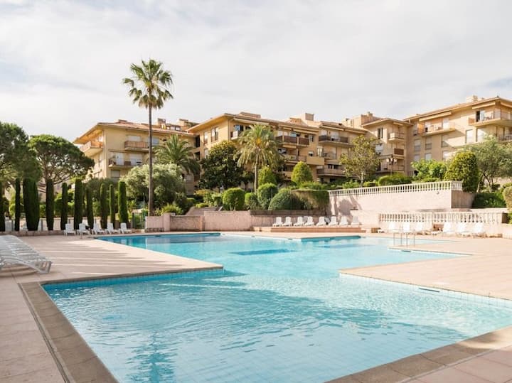 Parc Et Piscine A St Tropez 2b03 - Saint-Tropez