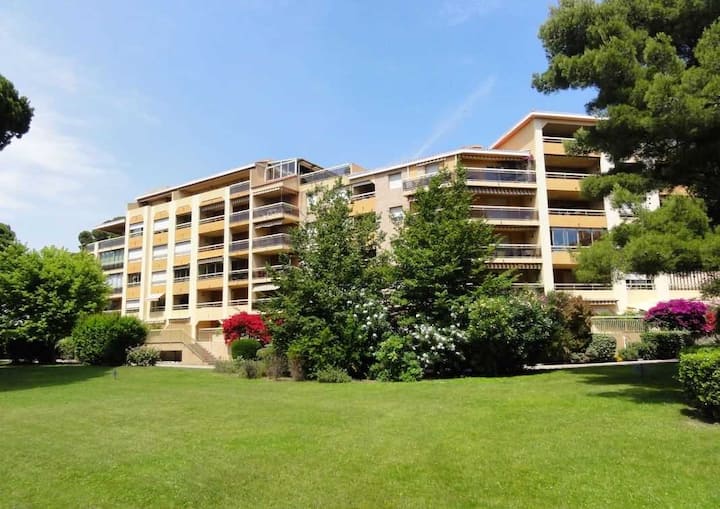 Hyères : Appartement T2 Au Port St Pierre - Hyères