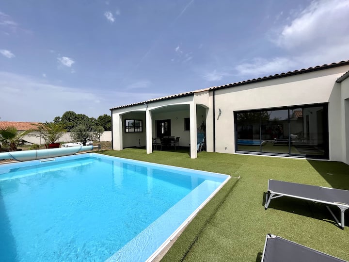 Grande Villa 160 M 2 Avec Piscine Proche Plage. - Rochefort, France