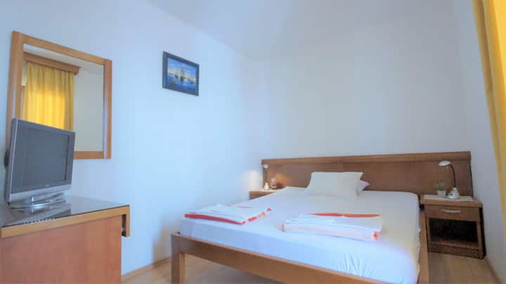 2-bedroom Family Room- Villa Krivokapic Budva - Budva