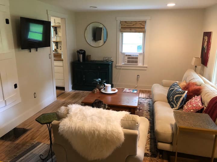 Burl Cottage….village Of Gambier - Mount Vernon, OH