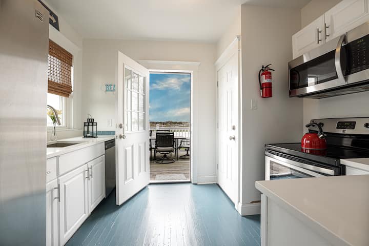 Cape May Boat House (Marina) - Cape May, NJ