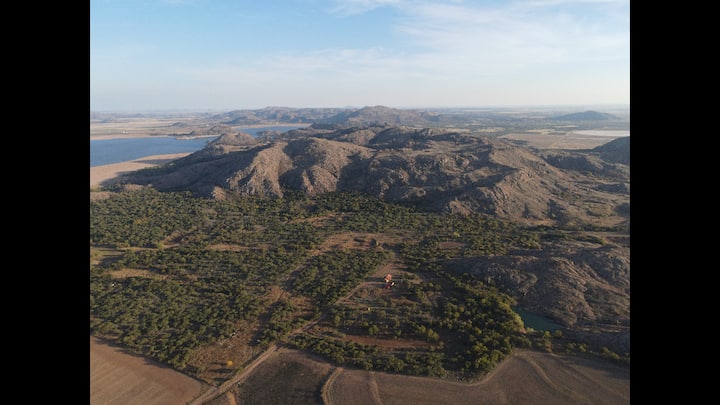 Quartz Mountain Escape - Oklahoma