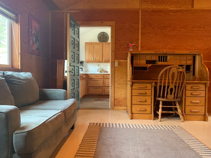 The Amazing Acre, Country Living In The City. - Eugene, OR