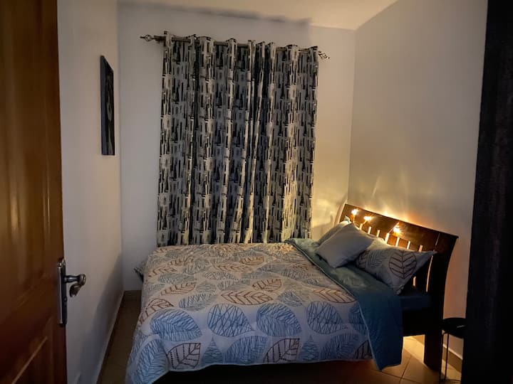 Cosey 1 Bedroom Rental Unit With A Pool. - Kenya