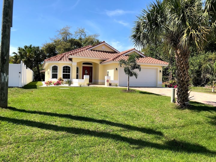 3br 2 Ba Villa, Amazing Comfort, Near Golfing - Englewood, FL