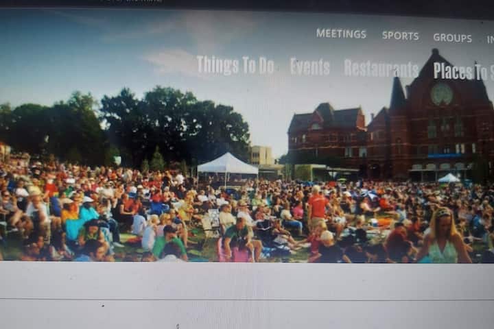 Clean Cozy Vacation Home & Parking 5mi Otr Sleep 6 - Madeira, OH