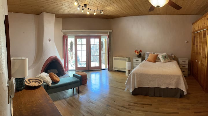 Cozy Rustic Private Casita - 5 Min Walk To Plaza - Taos, NM