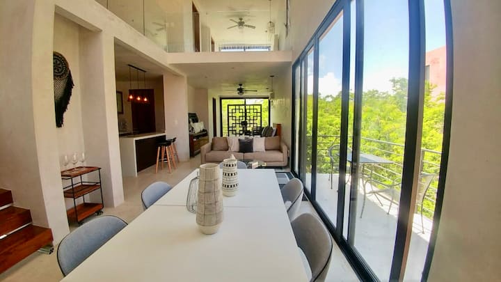 Stylish & Sunny Modern 2-bedroom Loft - Tulum
