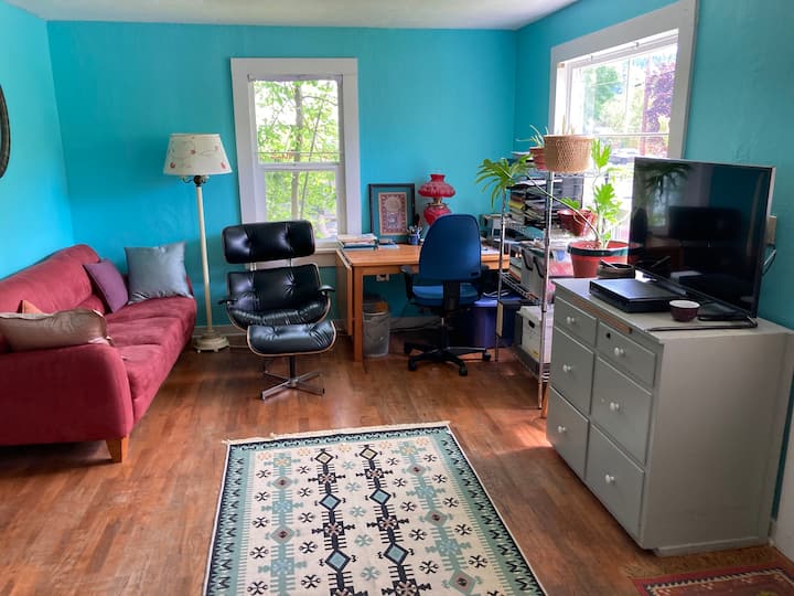 Sun-filled 4-bedroom House Near U Of O - Eugene, OR