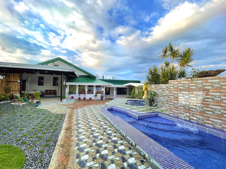 Don's Place - Tagaytay