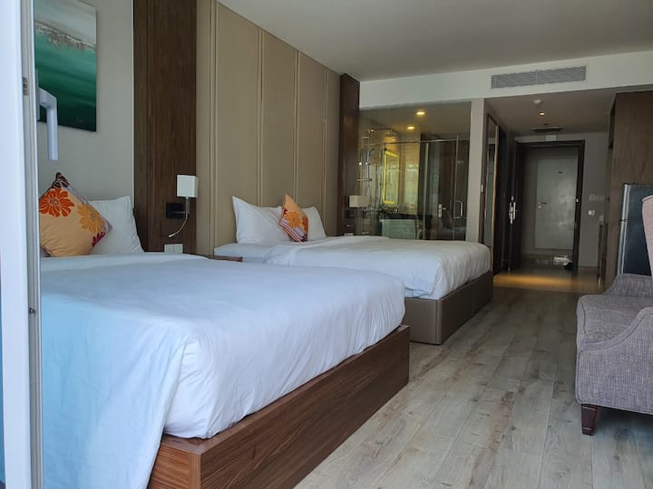 Family 2 Adult+2 Children Free Pool & Gym Cityview - Vietnam