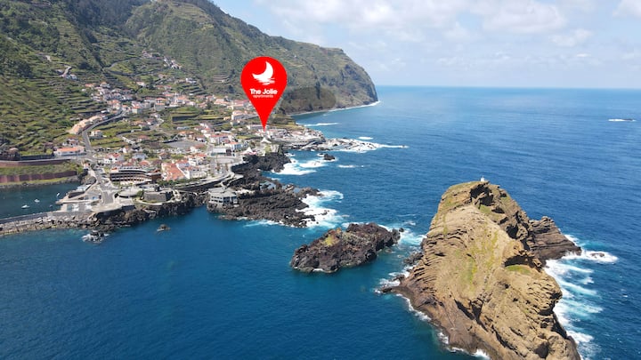 12 / Estúdio Moderno Para Três Com Varanda - Porto Moniz