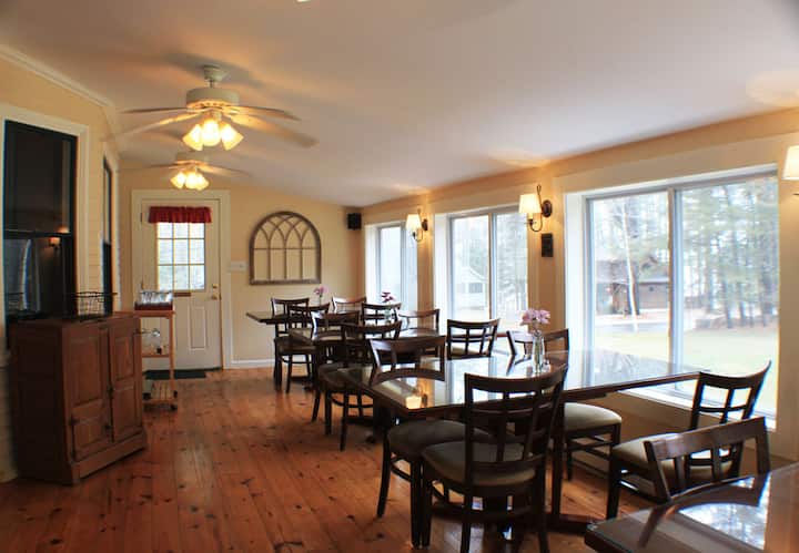 Otter Pond Guestroom In Bridgton Maine - Bridgton, ME