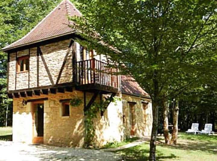 Charme Et Tranquillité Au Logis Des Chênes - Les Eyzies-de-Tayac-Sireuil