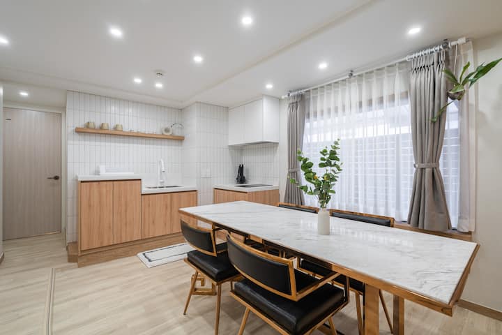 ★New★  명동&남산 2rm/2br/living/kitchen - South Korea
