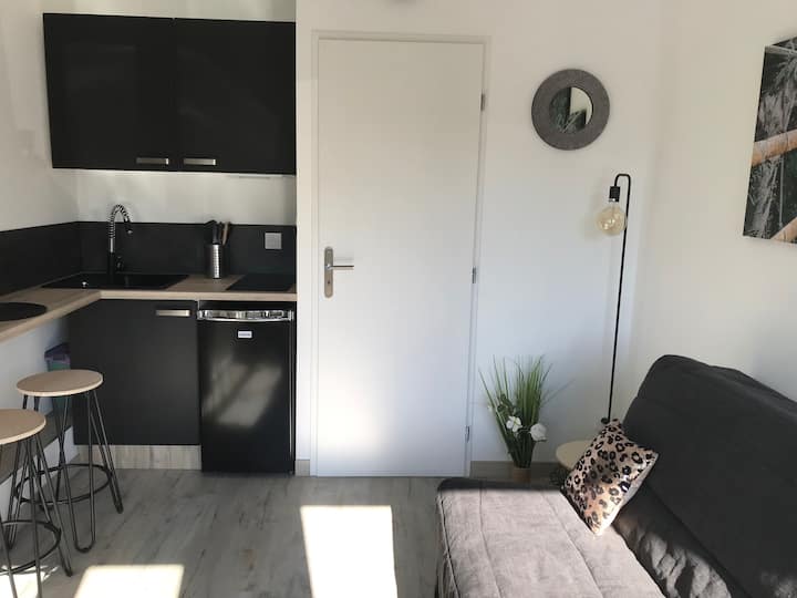 Dépendance Dans Maison
Charmant Studio - Saint-Bonnet-de-Mure